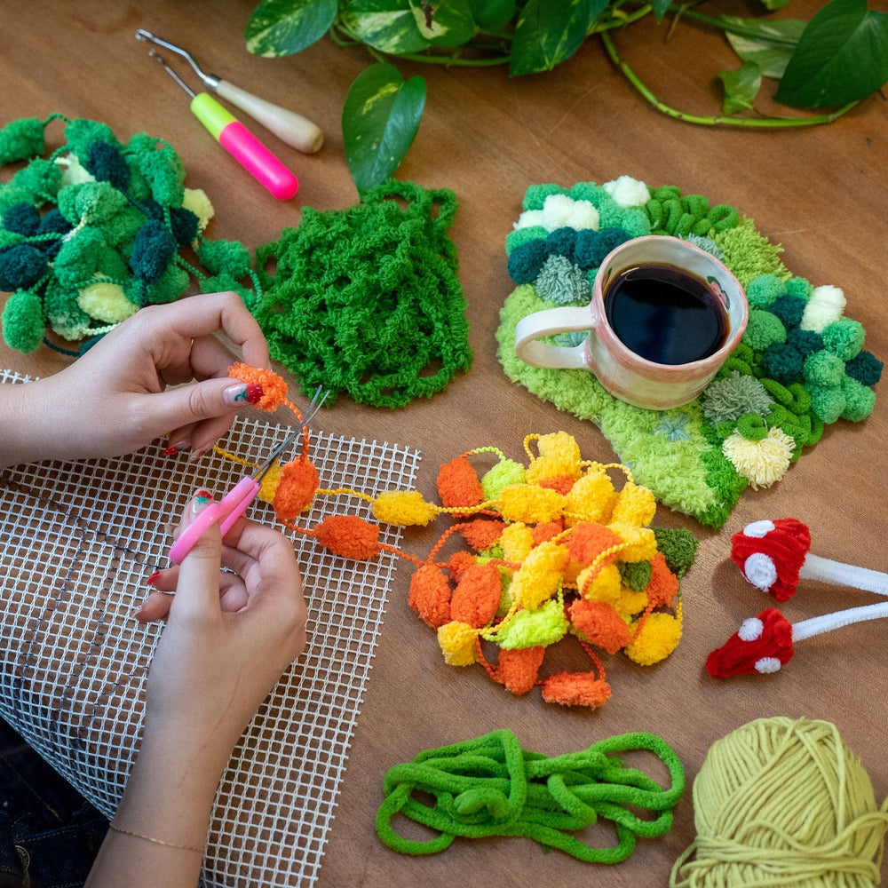MUSHROOM MEADOW Moss Coaster Kit