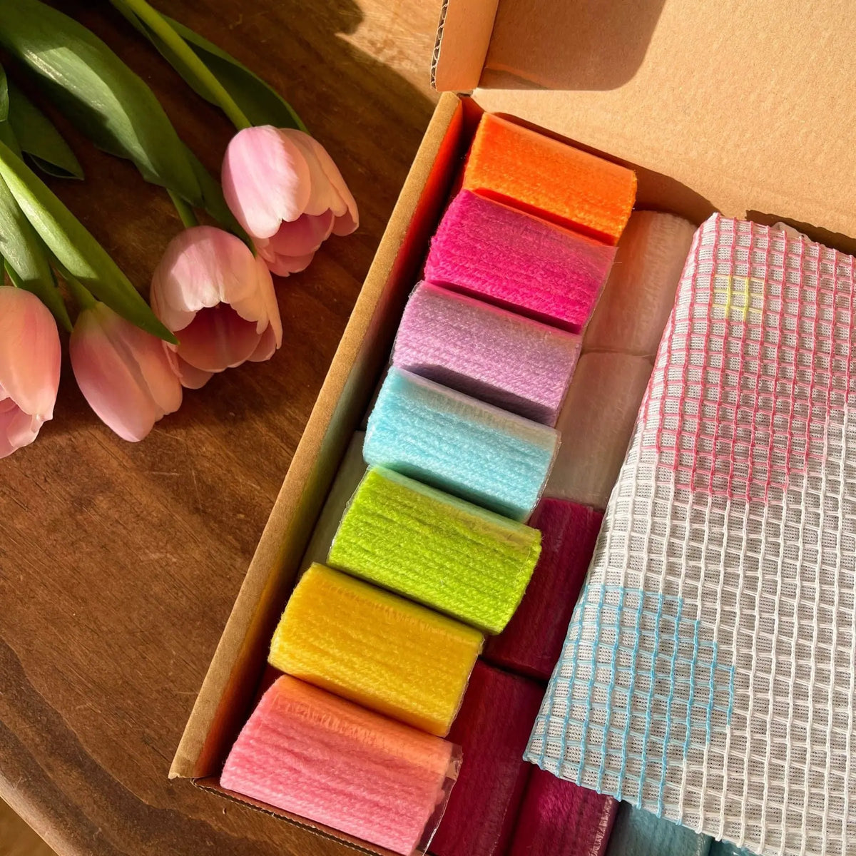 FLOWER BOMB RAINBOW Latch Hook Rug Making Kit | Craft Club