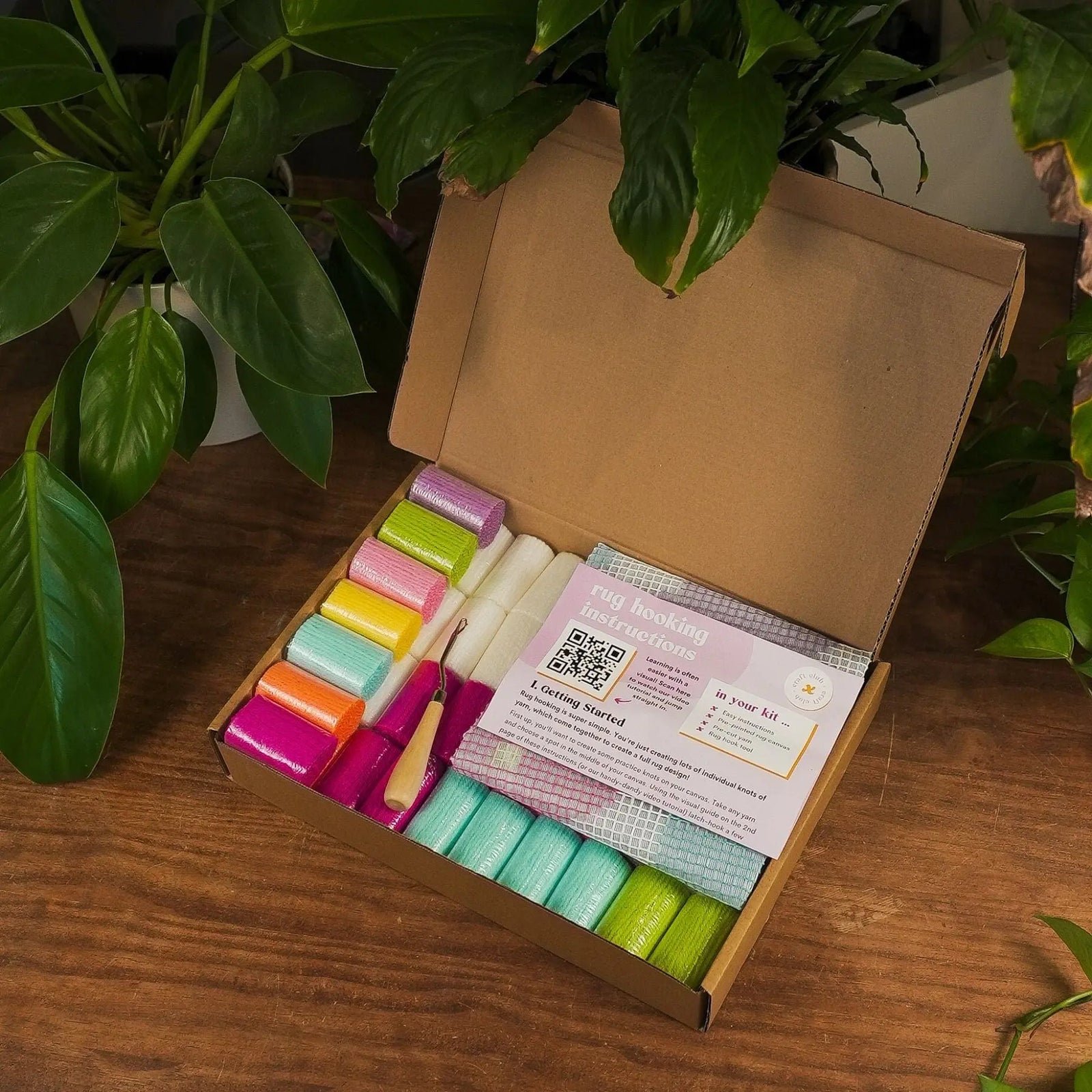 FLOWER BOMB RAINBOW Latch Hook Rug Making Kit | Craft Club