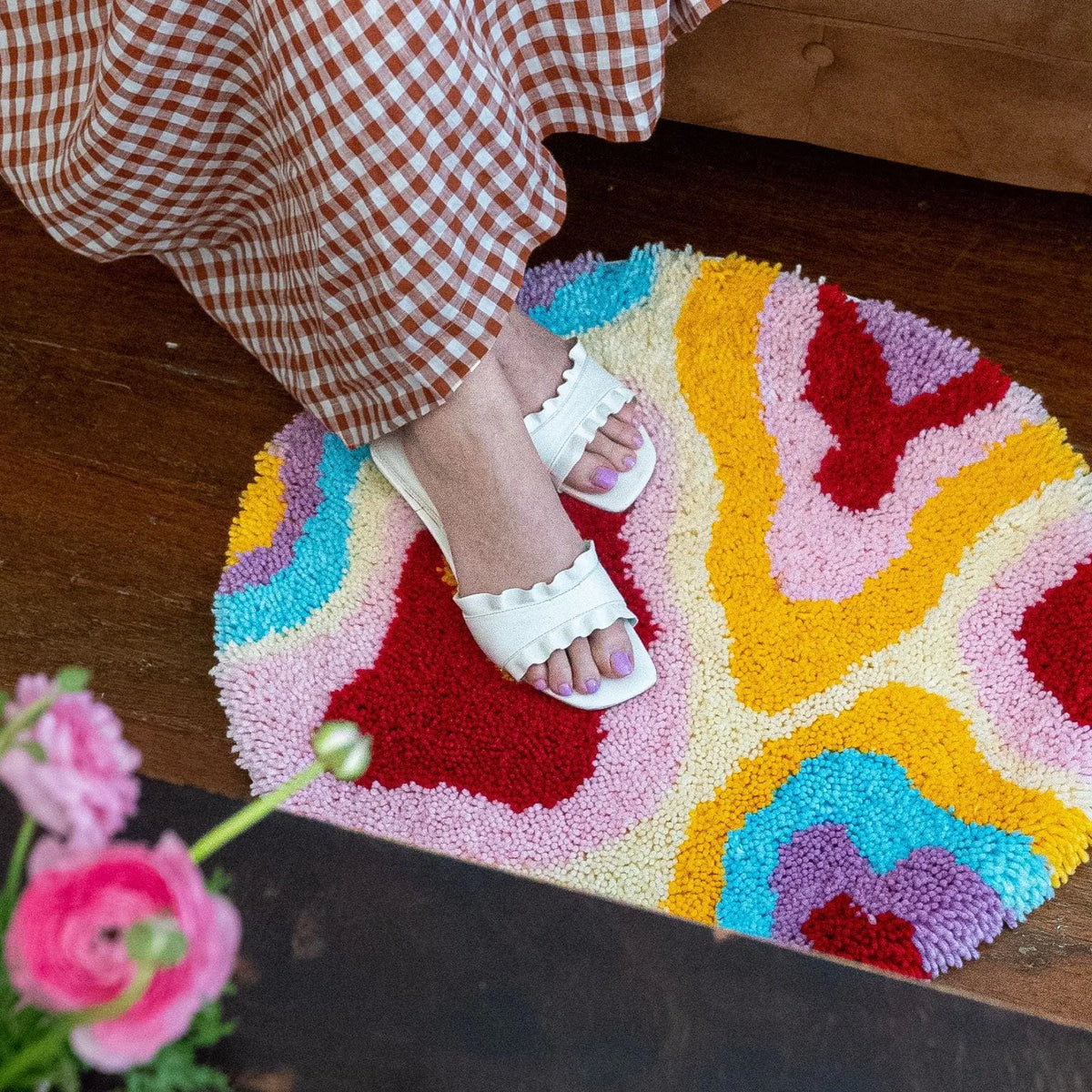 PSYCHEDELIA Latch Hook Rug Making Kit | Craft Club