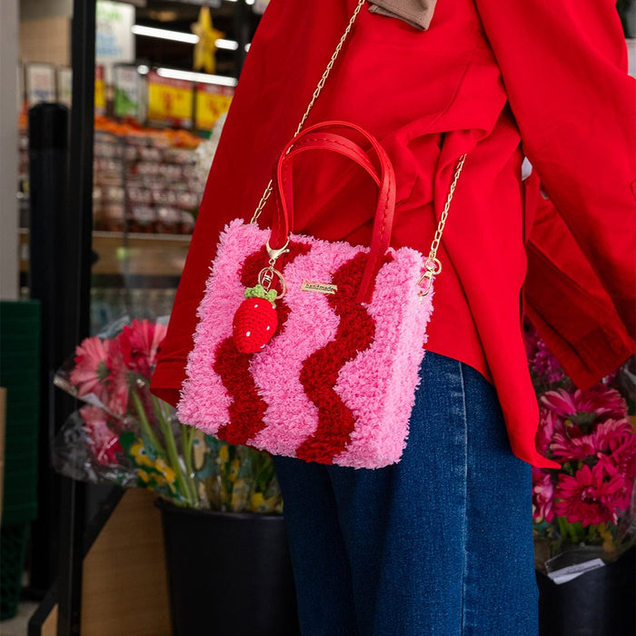Pink & Red Wavey Woven Handbag DIY Kit | Easy Beginner Craft