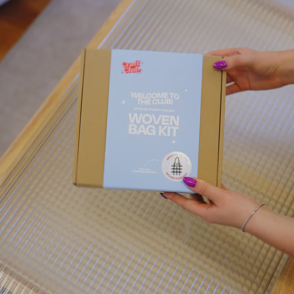 Pink & Red Wavey Woven Handbag DIY Kit | Easy Beginner Craft